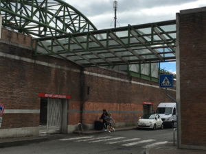 Lampugnano – Milan Bus Station and Metro Station – Travel & Flight Guides